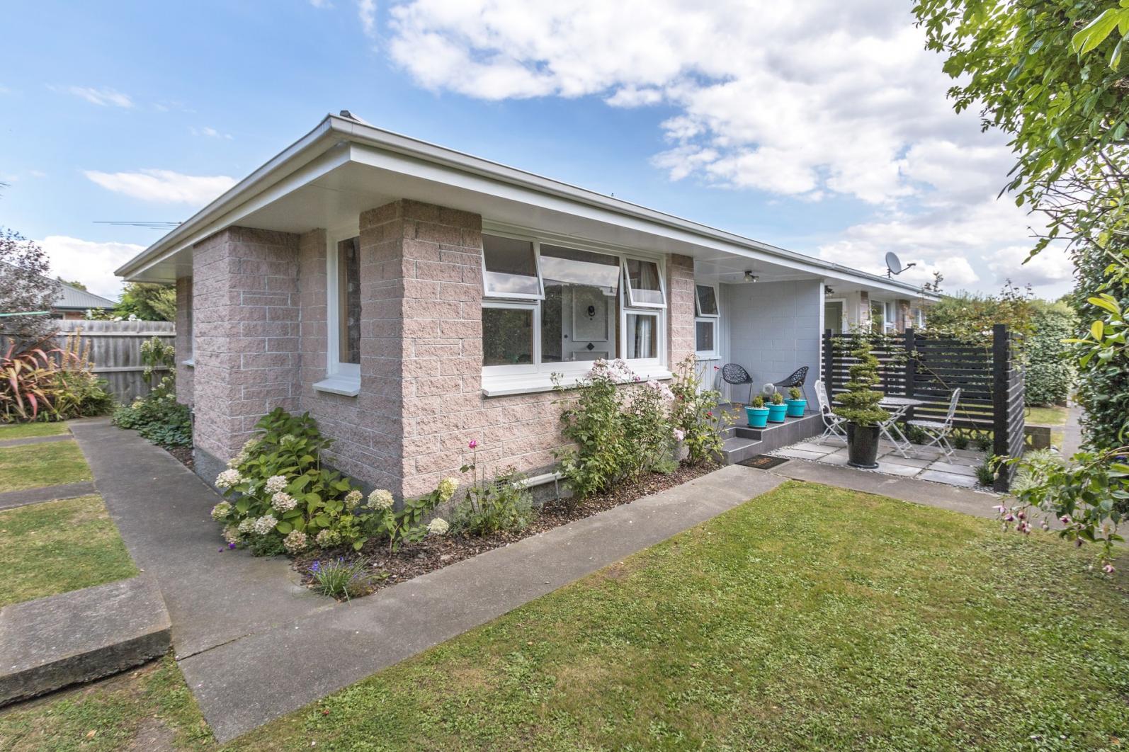SOLD - 1/240 Springfield Road, St. Albans, Christchurch 8014
